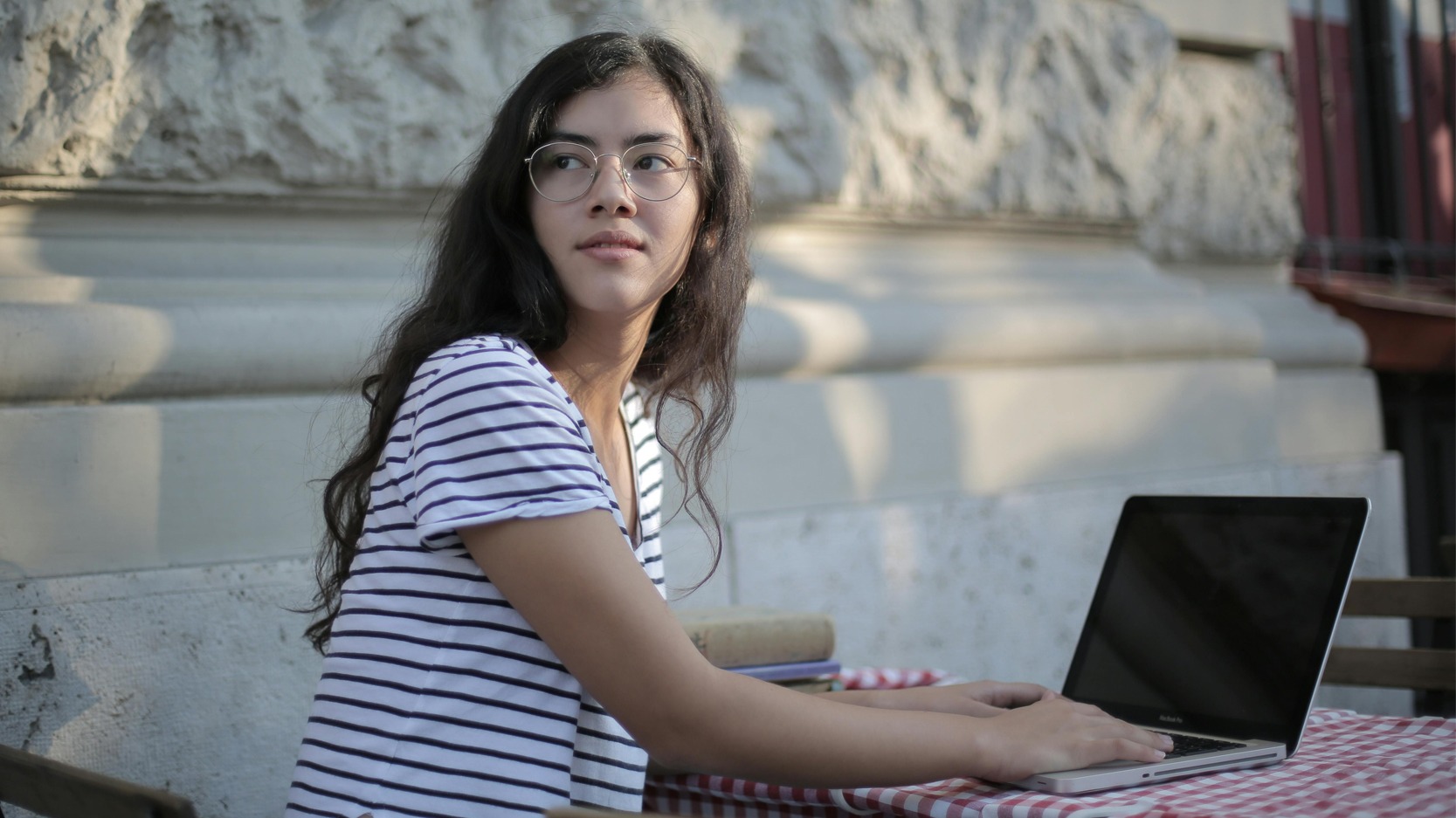 Why remote work rocks for young adults: Ditch the commute, embrace the flexibility - Study Zone ...